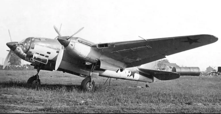 AR-2.