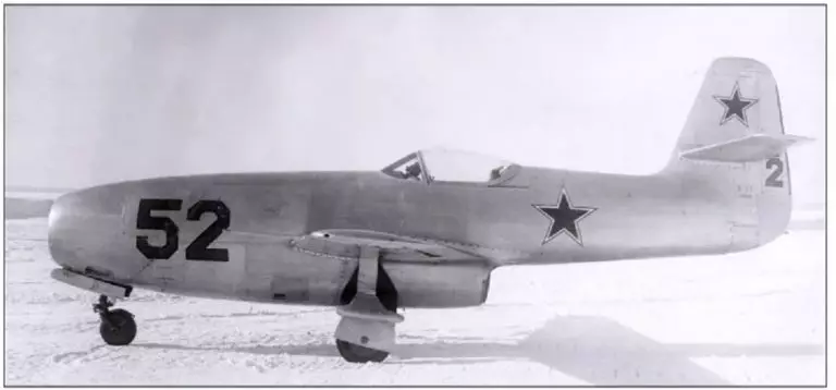 Prototaip Yak-23 mengenai ujian kerajaan di perusahaan kesatuan negeri Tentera Udara, akhir tahun 1947