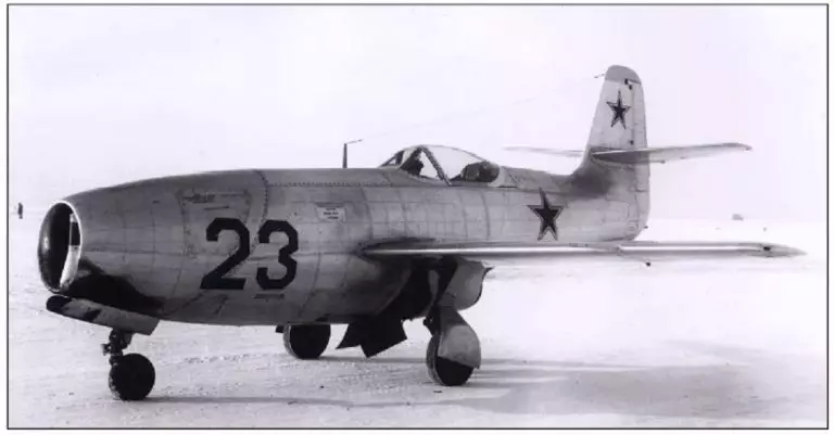 Yak-23 pejuang depan. USSR.