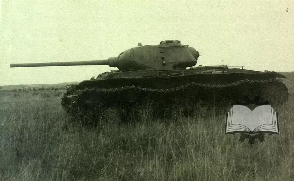 Similar a l'objecte 238, aquest tanc va conservar la torre estàndard de KV-1C