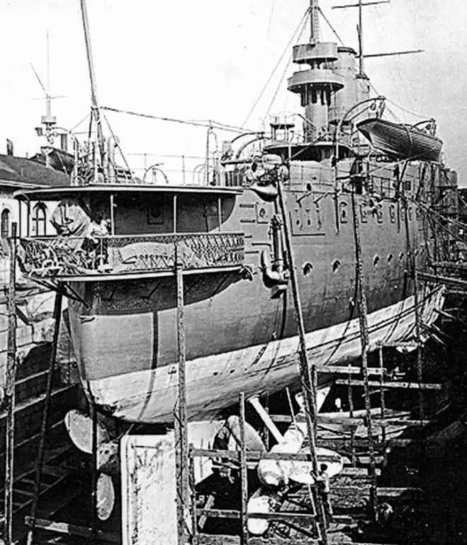 SMS Habsburg piştî nûvekirinê