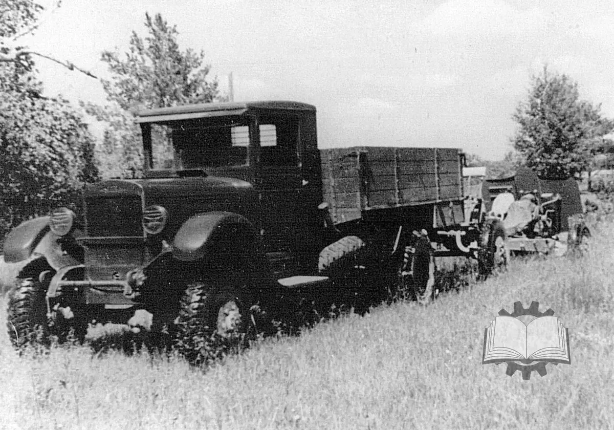 Vandamál hans voru á ZIS. The ZIS-32 líkanið tókst að hlaupa inn í röð aðeins haustið 1941