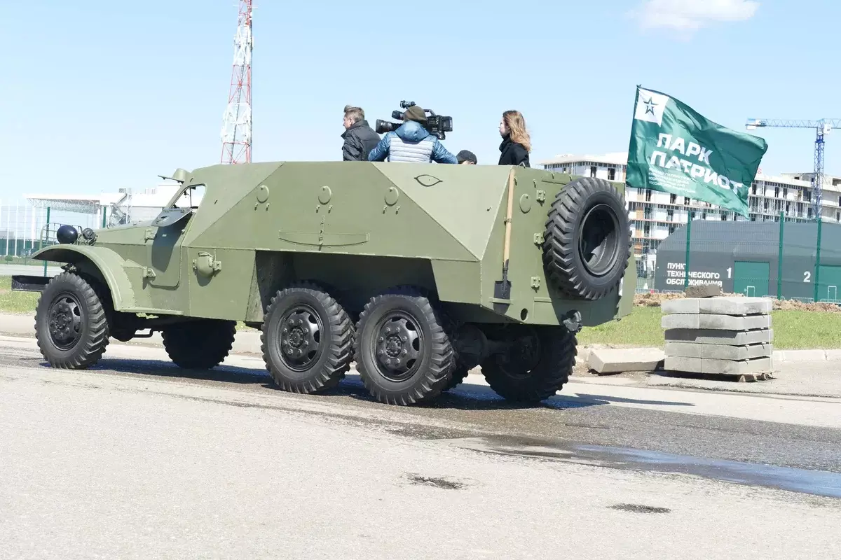 Btr-152 - ogwiritsa ntchito makina omwe amakonda