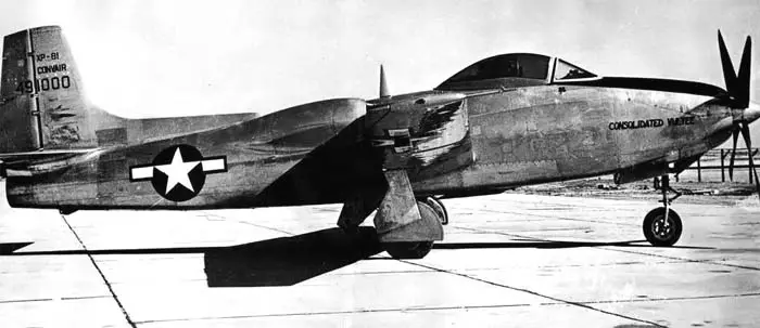 Der erste Prototyp des Prototyps des Konsolidierungs-Vultee XP-81 (44-91000) mit dem Engine Electric T31-GE-3