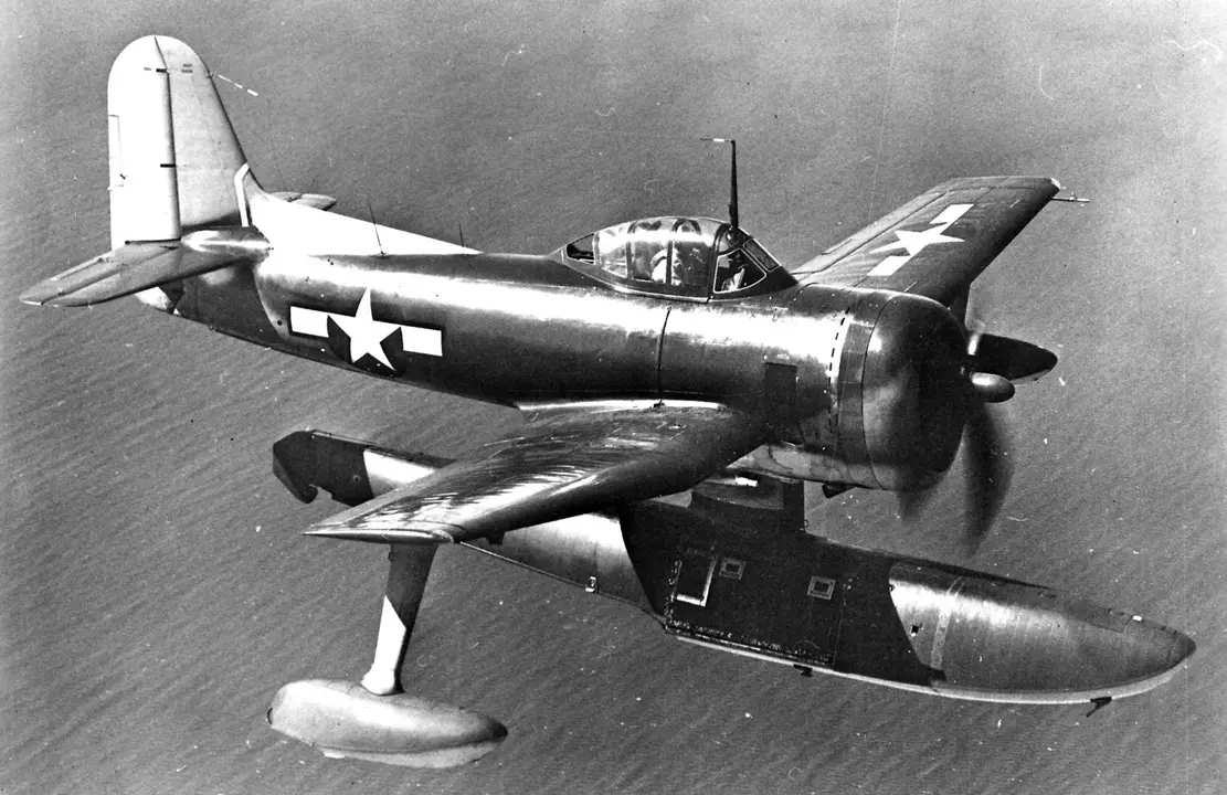 ระนาบ Seahawk Seahawk Curtiss SC-1 ในรุ่นซิลเวอร์โฟลต