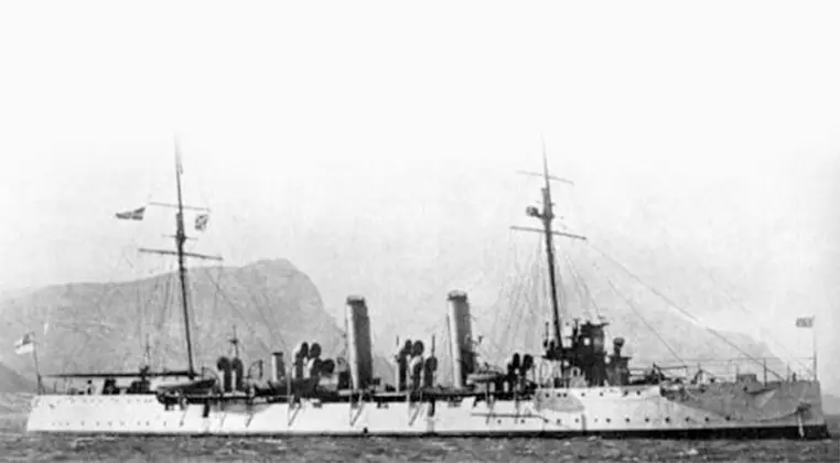 tale ອານານິຄົມ colonial. Cruiser 