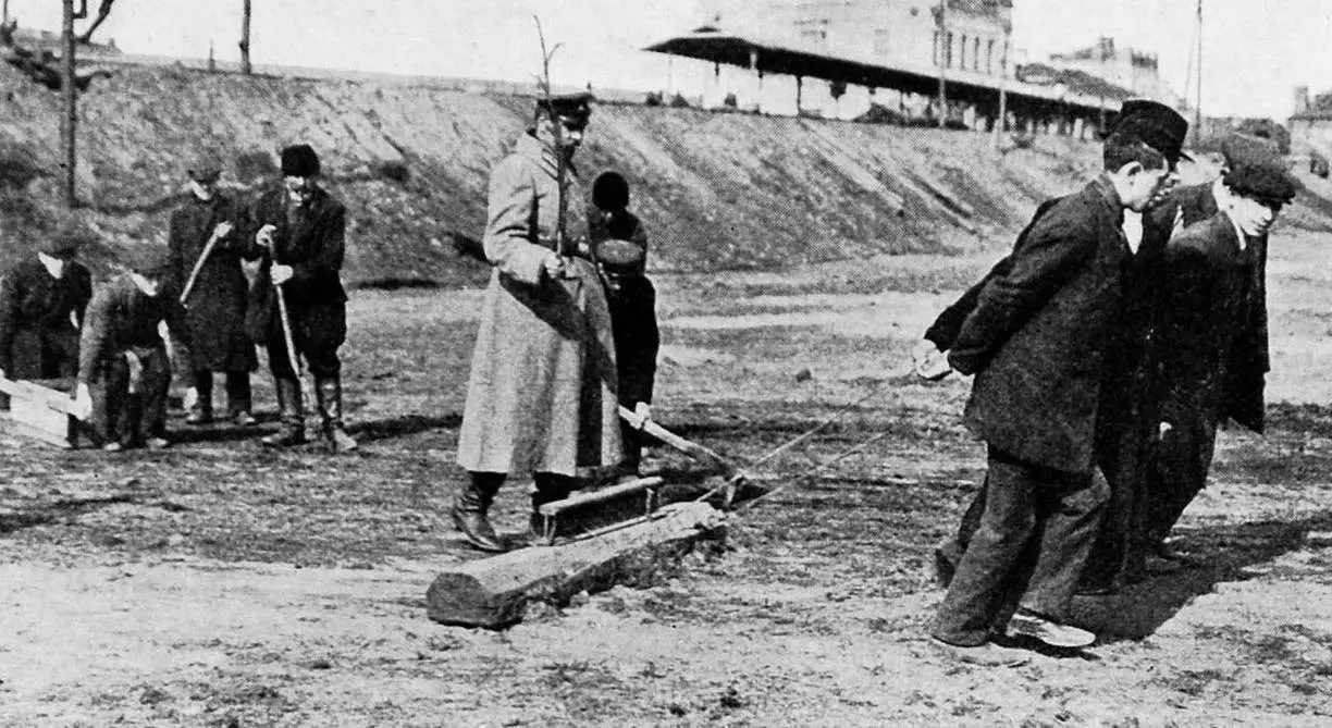 Ikinji Reiçiň gullary: nemesler gutarylmadyk iş ulanylandygyny nädip ulandy