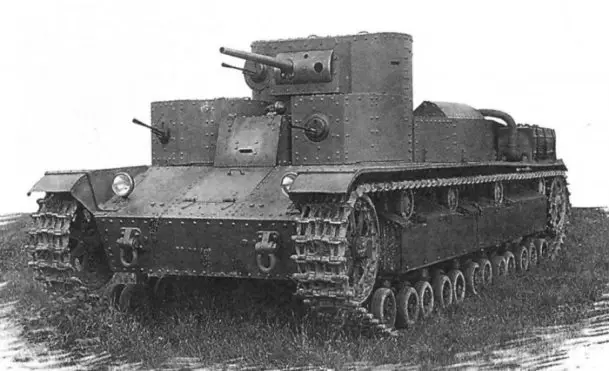 T-28 u francuski momak