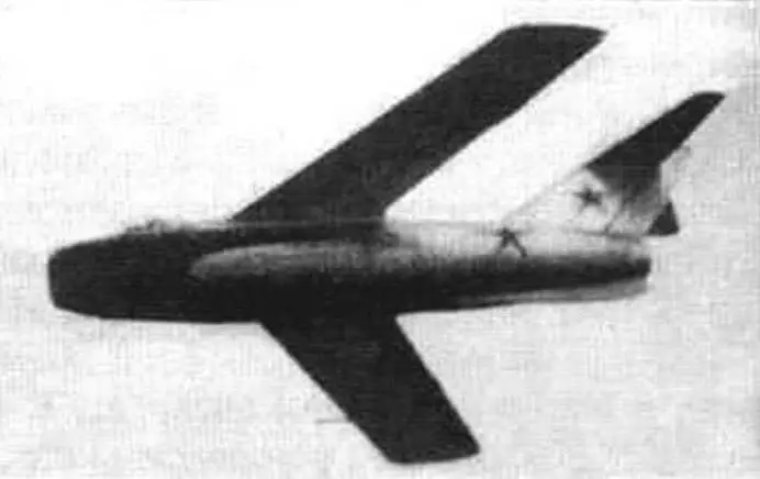 LA-15 (Factory No. 52210202), amely az 196. sz. Játékban állt. repülés közben
